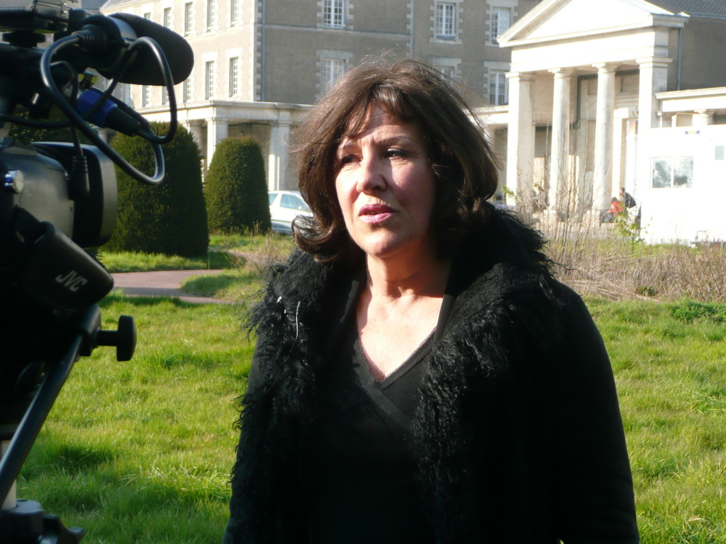 polemiquevictor: Raphaëlle Bacqué et les collègiens