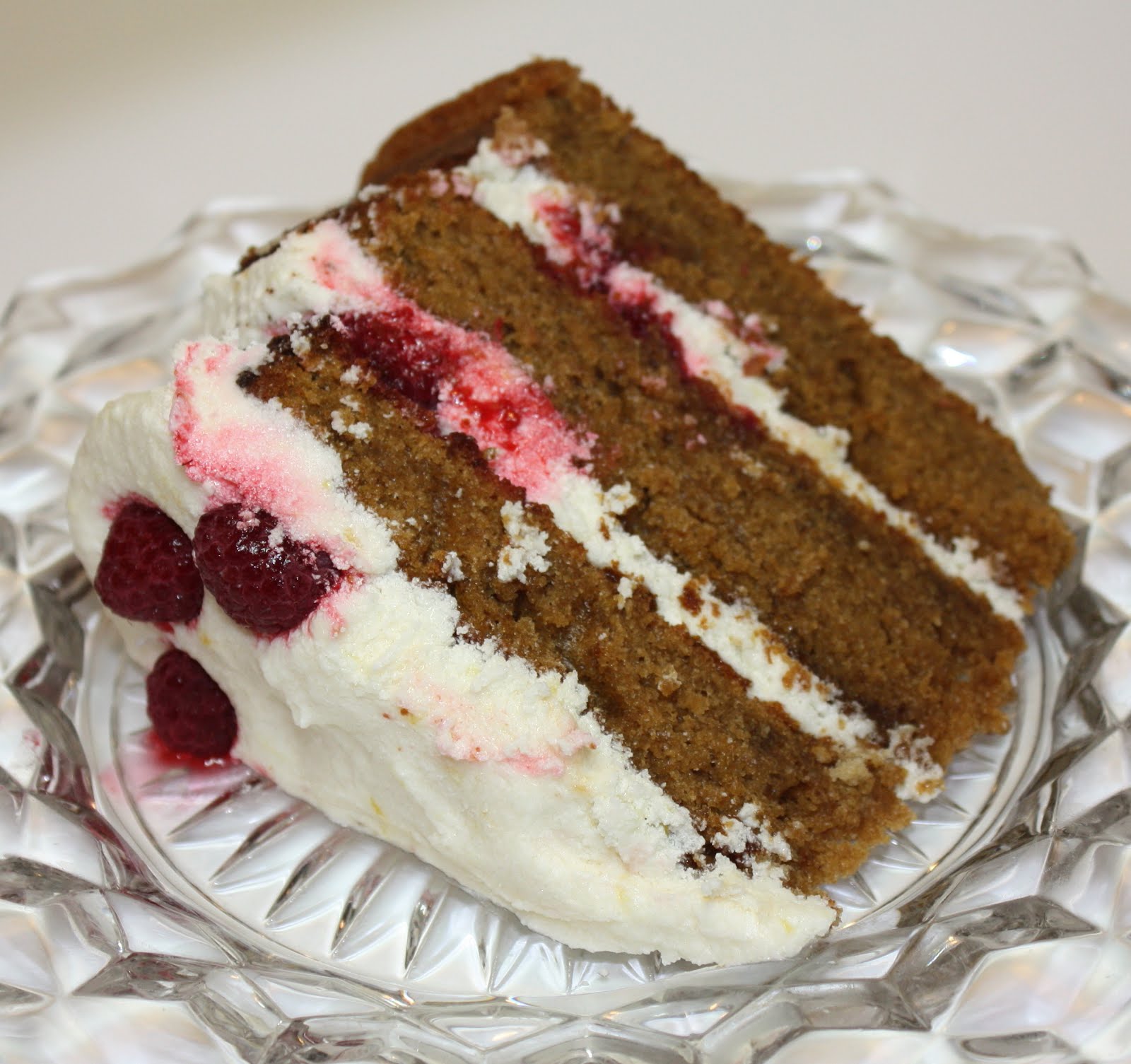 Thimbles, Bobbins, Paper and Ink: Cake dome Sunday #12: Gingerbread ...