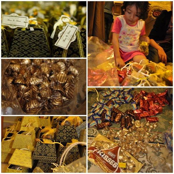 Wedding Door Gifts ~ Our Wedding Tales-Mimie & Adam