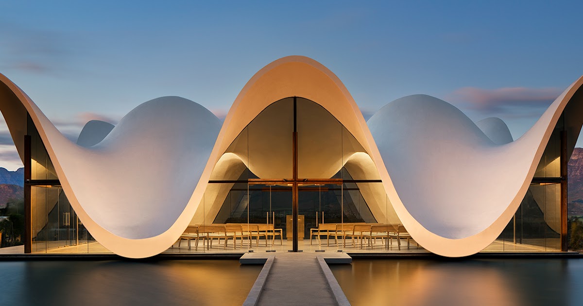 MUITO MAIS DO QUE UMA CAPELA ~ ... And This is Reality