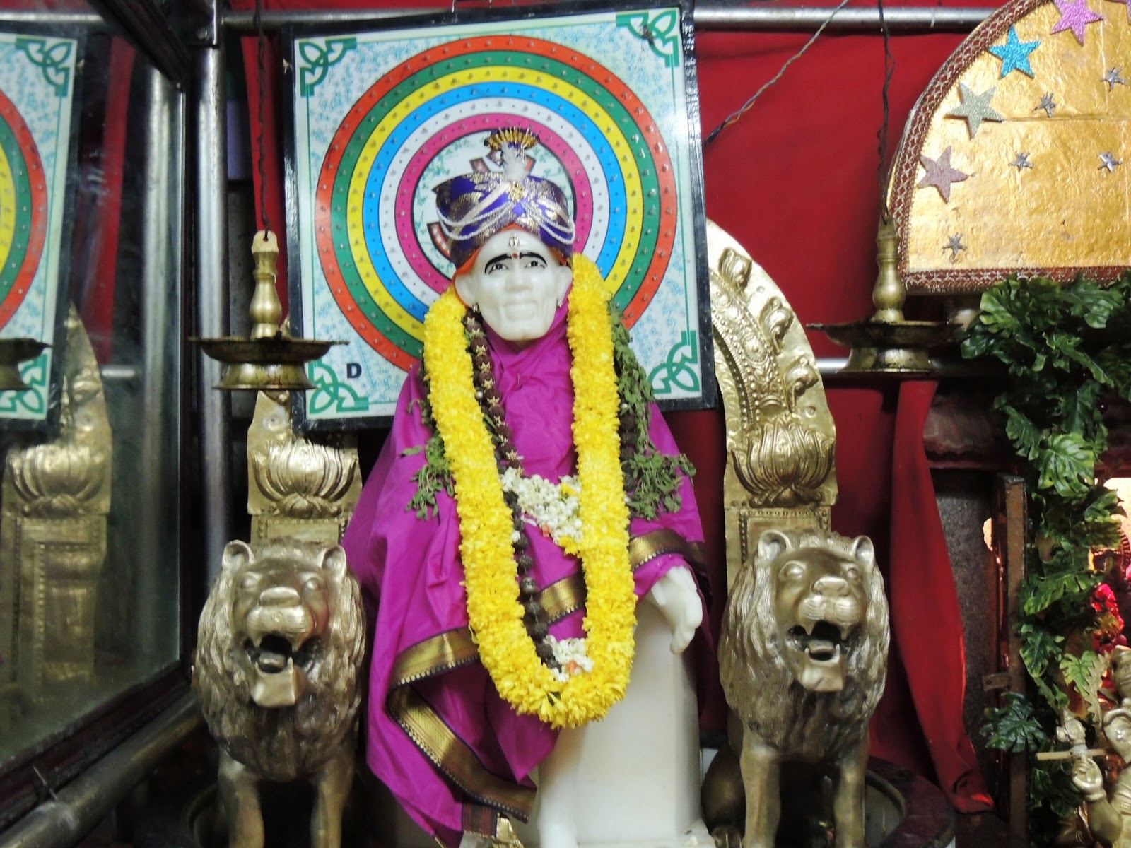 Saibaba Temples: Bangalore Sajjan Rao Circle Sai