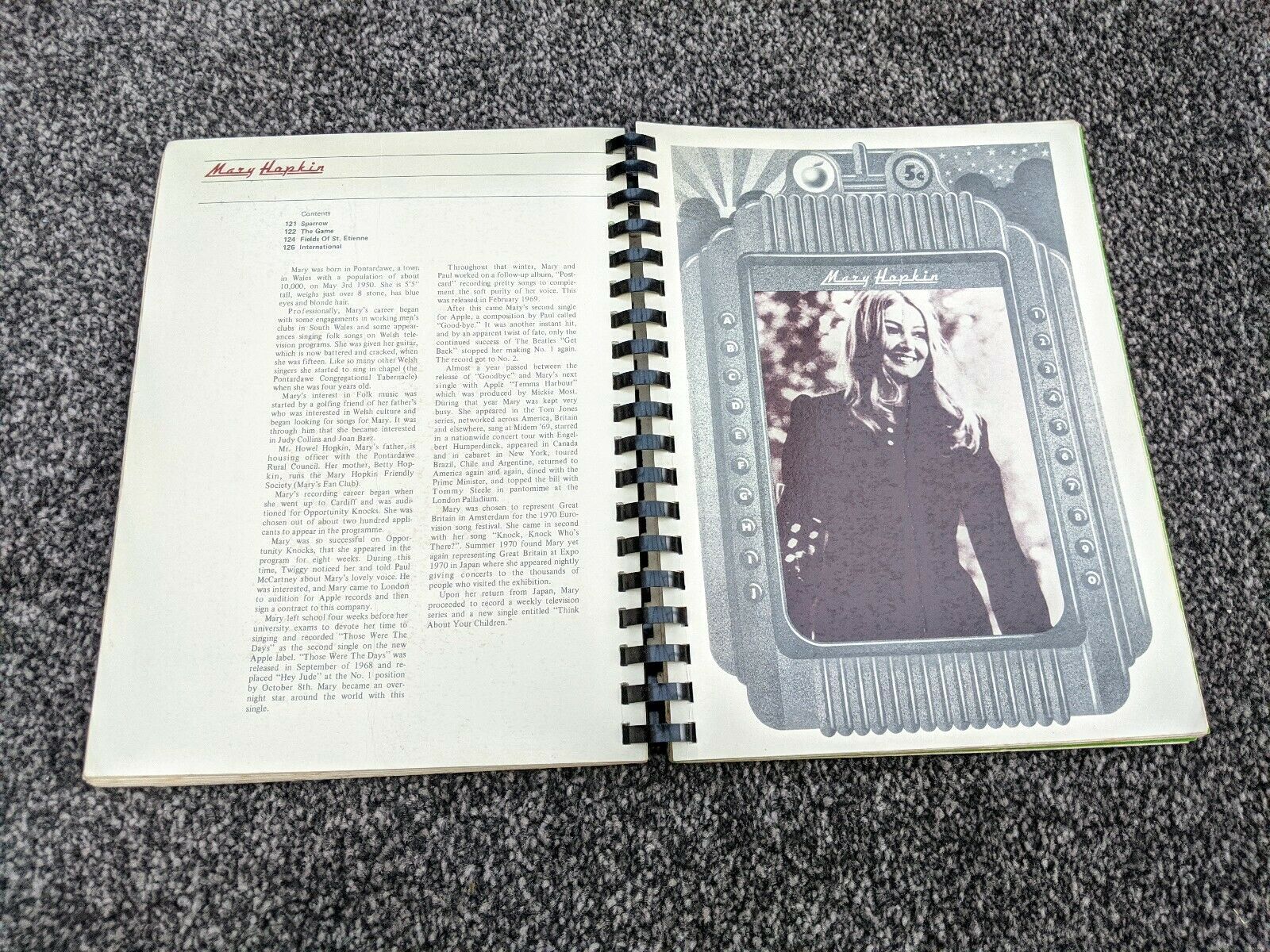 Vintage Apple Records songbook