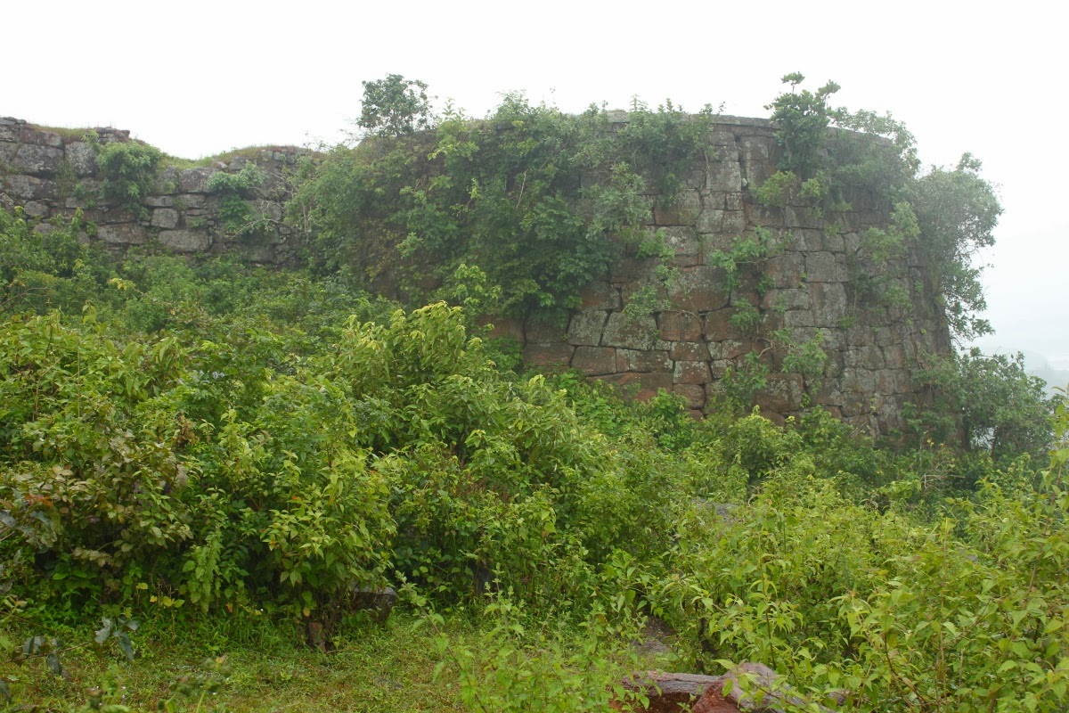 Journeys across Karnataka: Kakati fort
