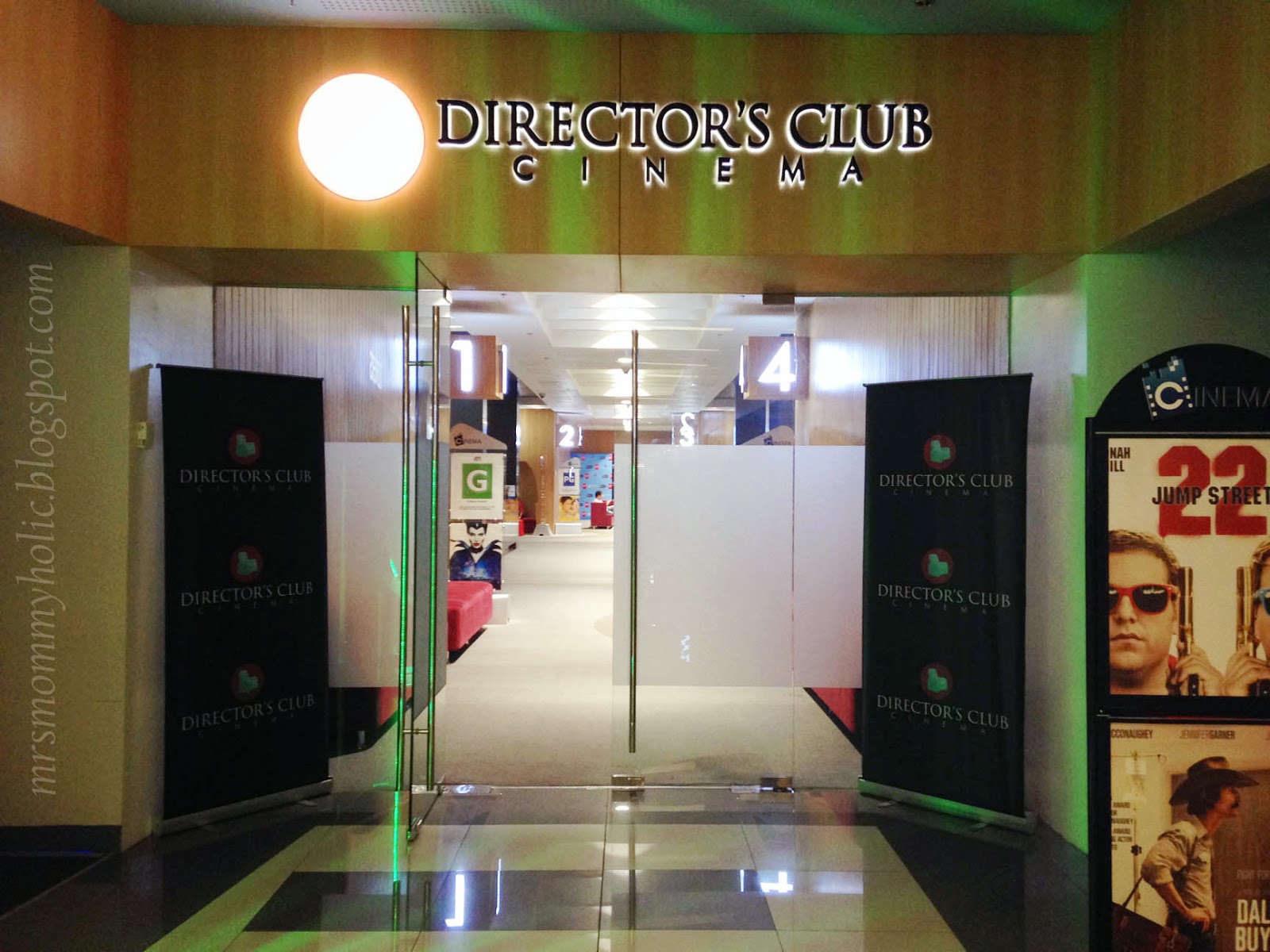 MrsMommyHolic: Our SM Director's Club movie experience (and the e-PLUS ...