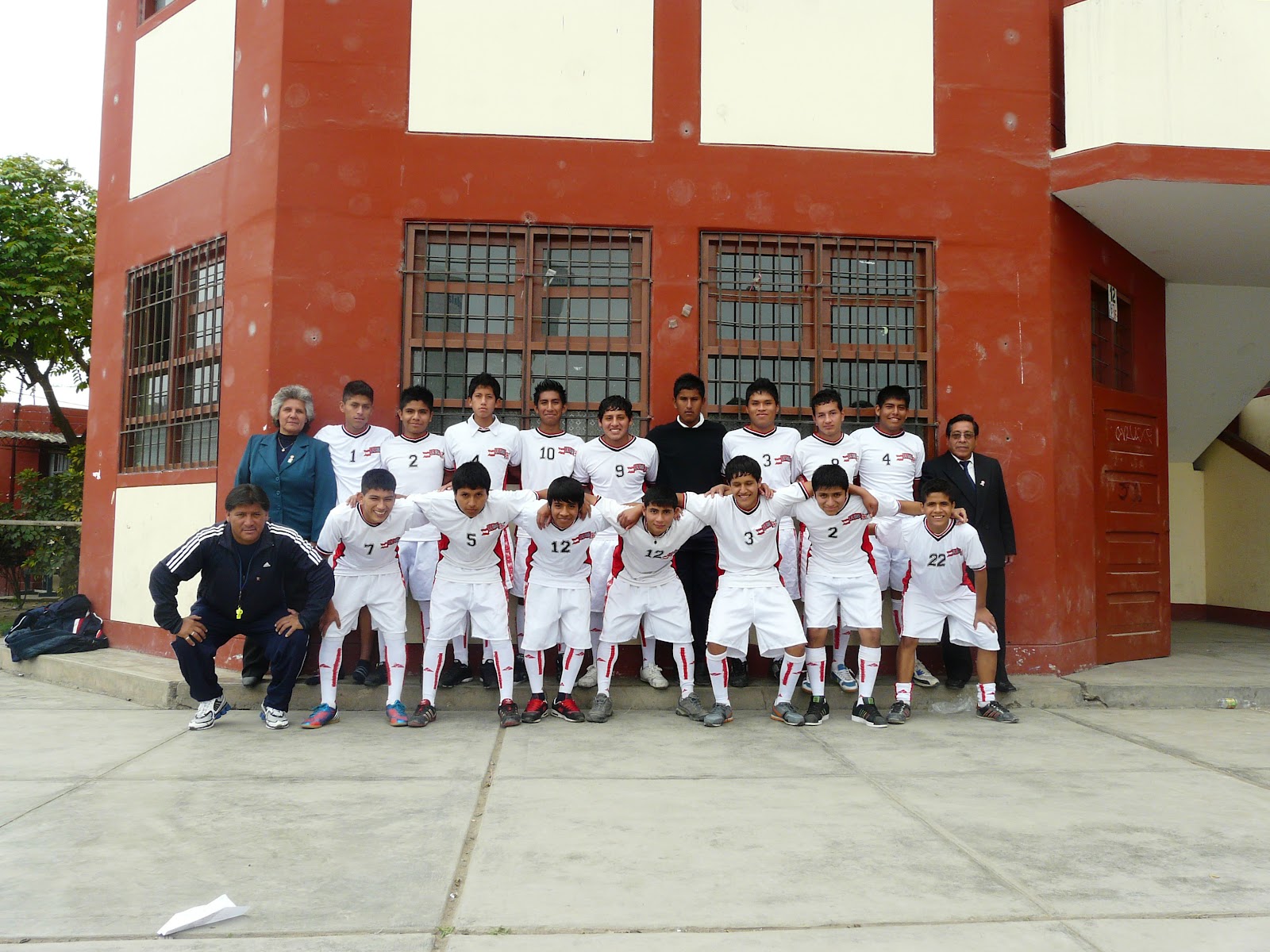 LA ANTORCHA EDUCATIVA: FELICITACIONES A LA SELECCION ESCOLAR DE FUTBOL ...