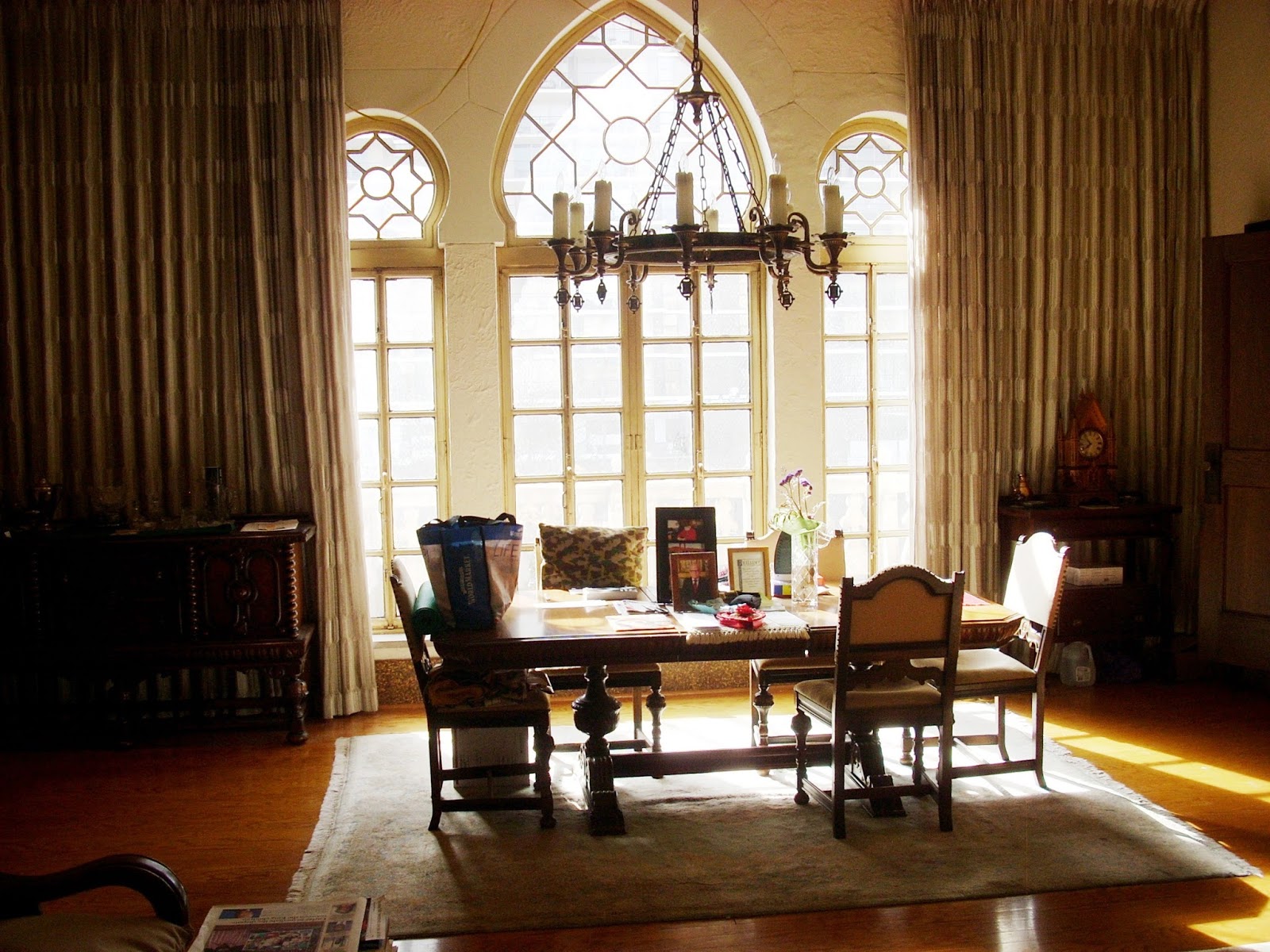 JOE PATTEN'S FOX THEATRE APARTMENT