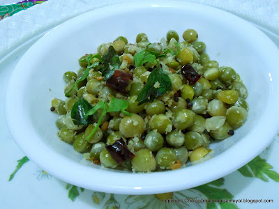 kalakkalsamayal: Pattani Sundal - green peas stir fry