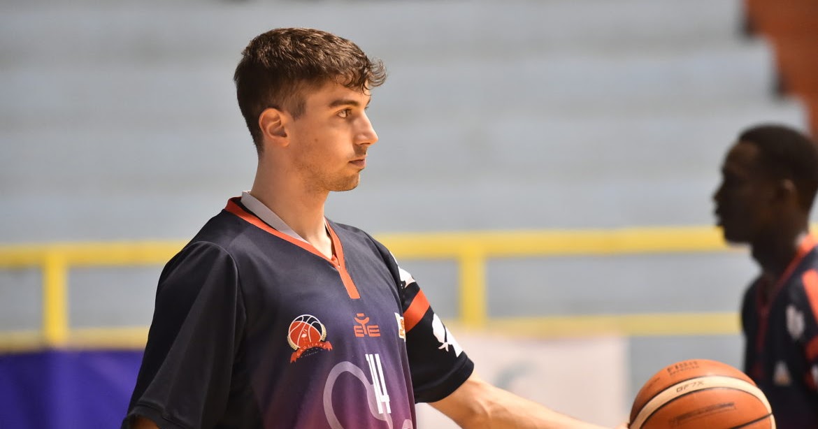 Basket Sardegna: La Lucarelli grazia Andrea Rovatti