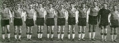 ANOTANDO FÚTBOL *: EINTRACHT FRANKFURT * PARTE 1