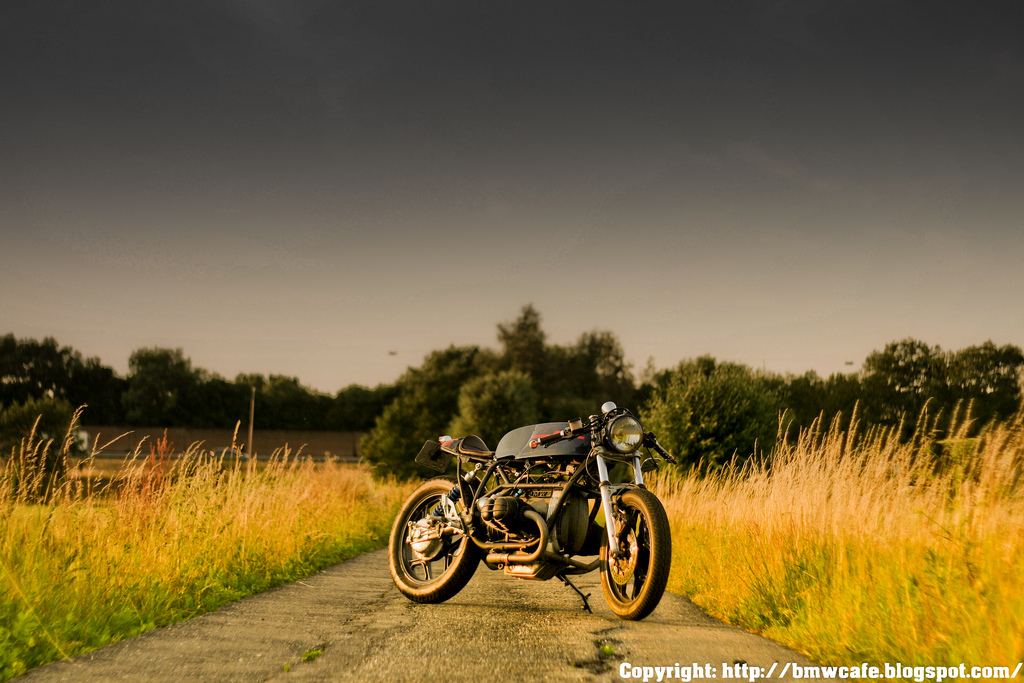 MOTORCYCLE 74: TALKING MOTORCYCLES - MICHIELS - BMW CAFE RACER