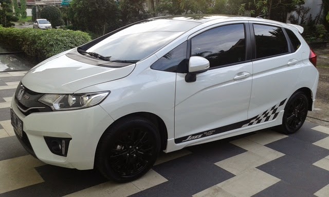 Modified Cars Honda Jazz RS ~ otomotif - Modification