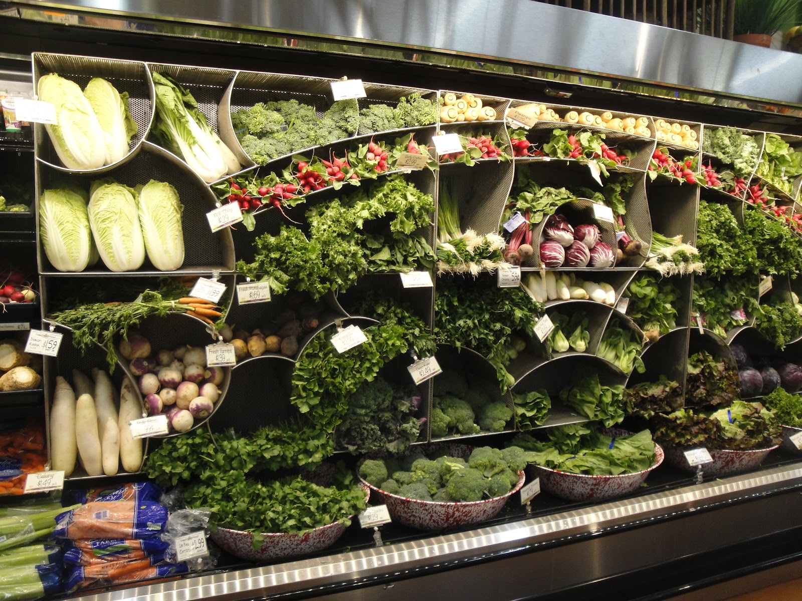 Carlseng Designs: Living Wall Inspiration