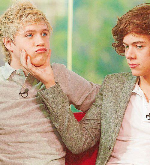 One Direction : Narry moments