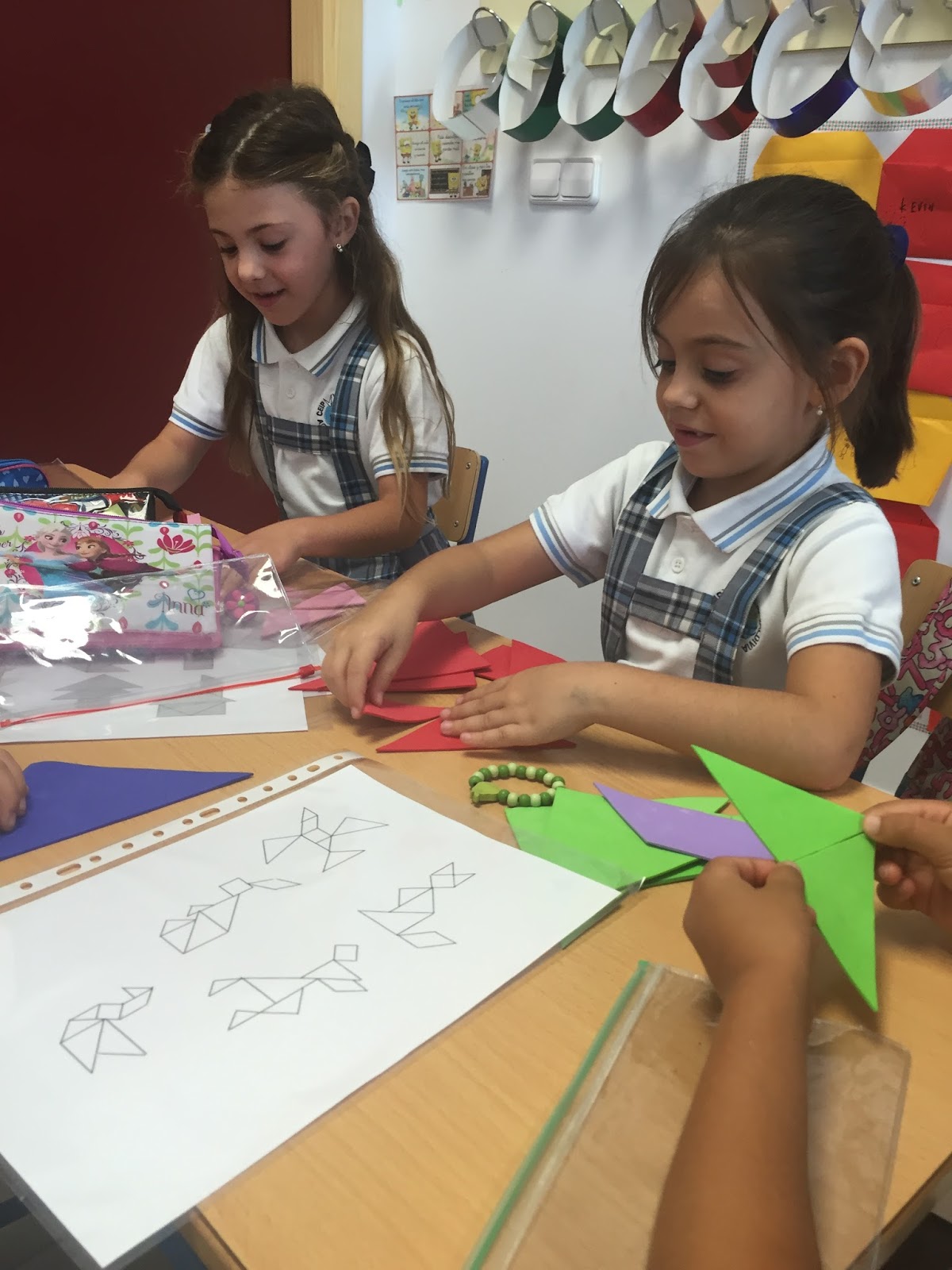 Las estrellas del cole: RINCONES DE MATES