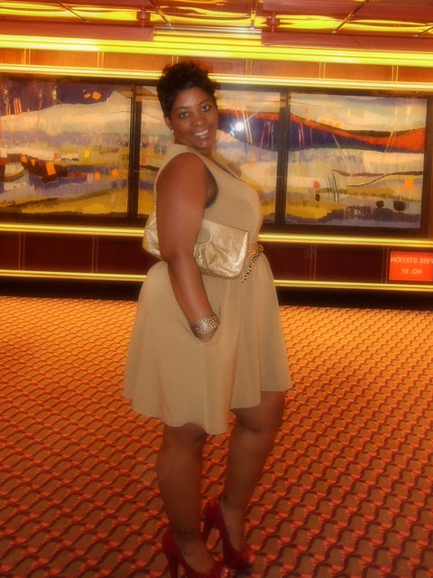 BEST STYLISH CURVES OF THE DAY FEATURE - Stylish Curves