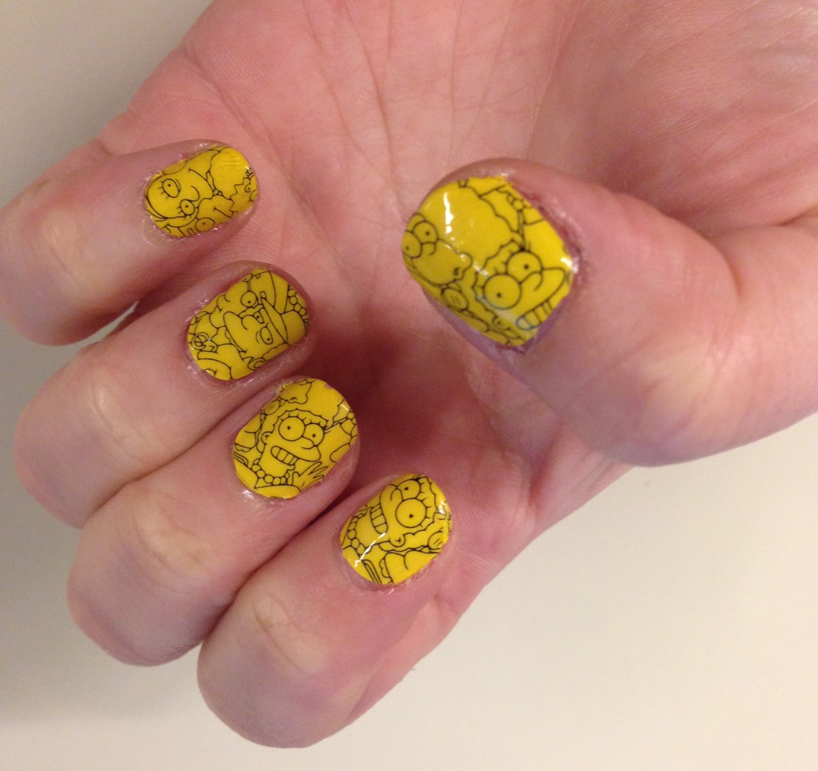 The Beauty of Life: D'oh! Dying Over the New M.A.C The Simpsons Nail ...