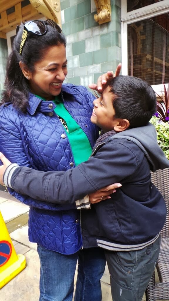 South Indian Actress Radhika Sarathkumar Kids (Children) Daughter ...