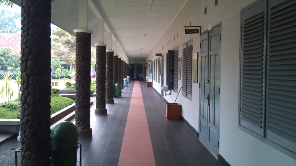 GREEN SCHOOL SMAN 2 BANDUNG: Our green school, SMAN 2 Bandung!
