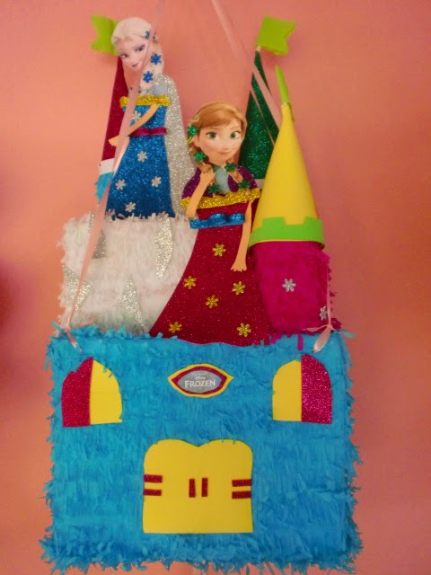 Piñatas Ismael Garbanzo: piñata castillo frozen
