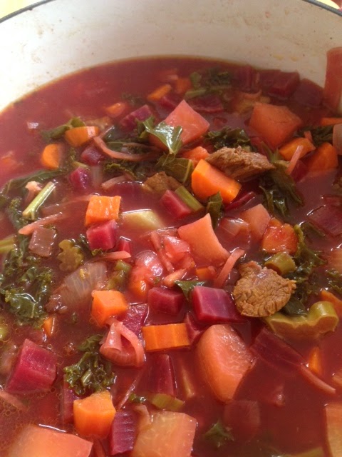 valesa va bien !: Le vrai bortsch russe? Aux légumes lactofermentés!