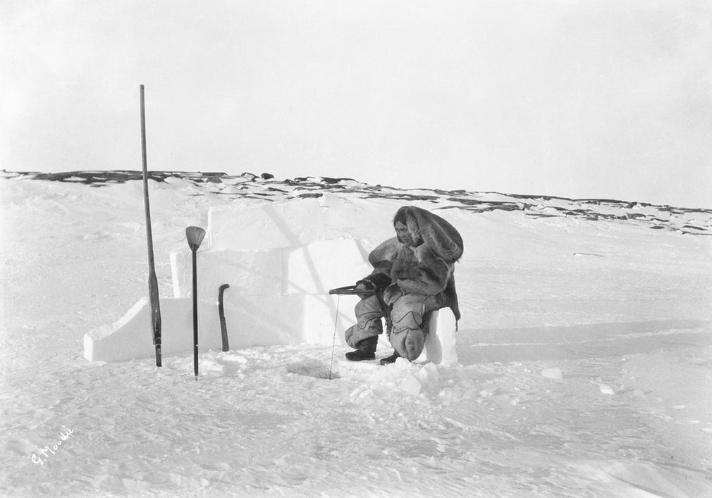 White Wolf : Rare Century-old images of the Inuit people by the country ...