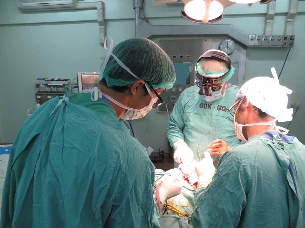 Kenya 2012 Day 23 Craniotomy And Excision Last Full Day