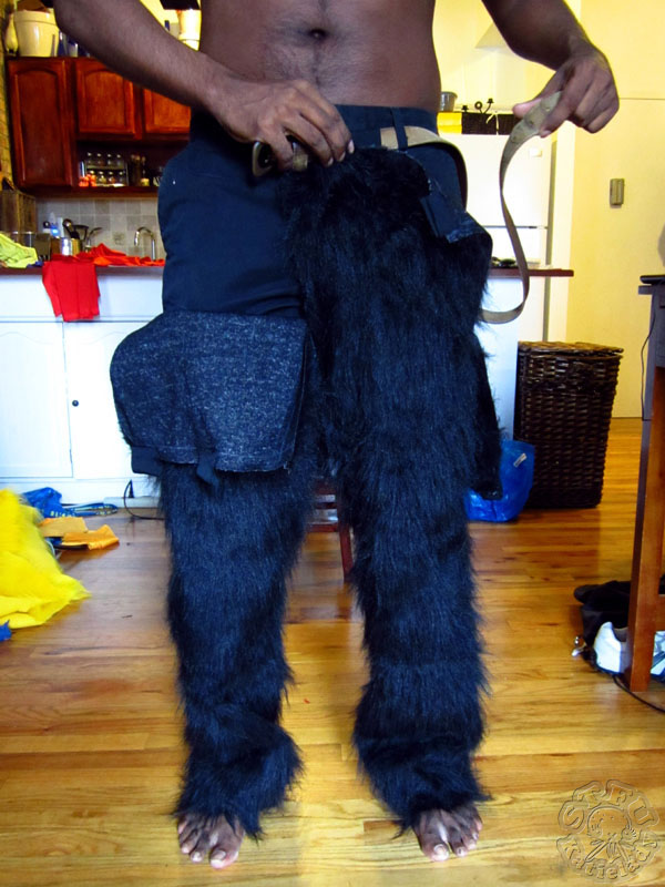 SAOM's Dangled Threads: Costumery: Fur Pants Cheat