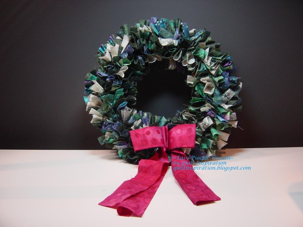 Quilt Inspiration: Easy pieced wreath: Free pattern and tutorial