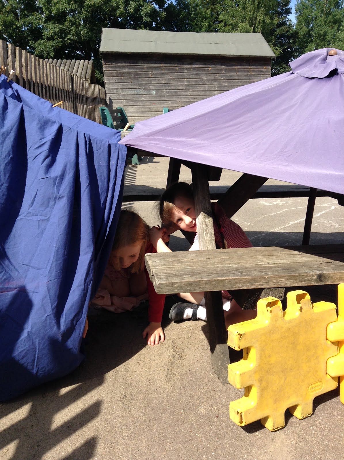 Watlington Primary School: Den Day