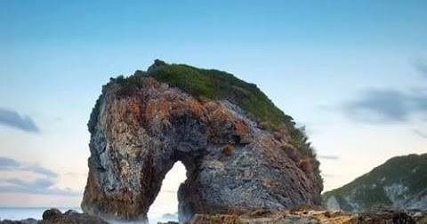Camel Rock Bermagui Australia - Amazing Places