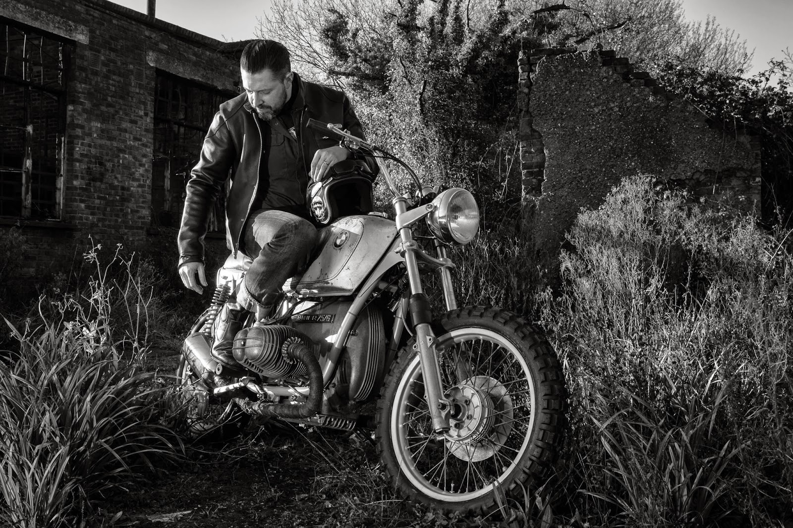 In Rust we Trust - RocketGarage - Cafe Racer Magazine