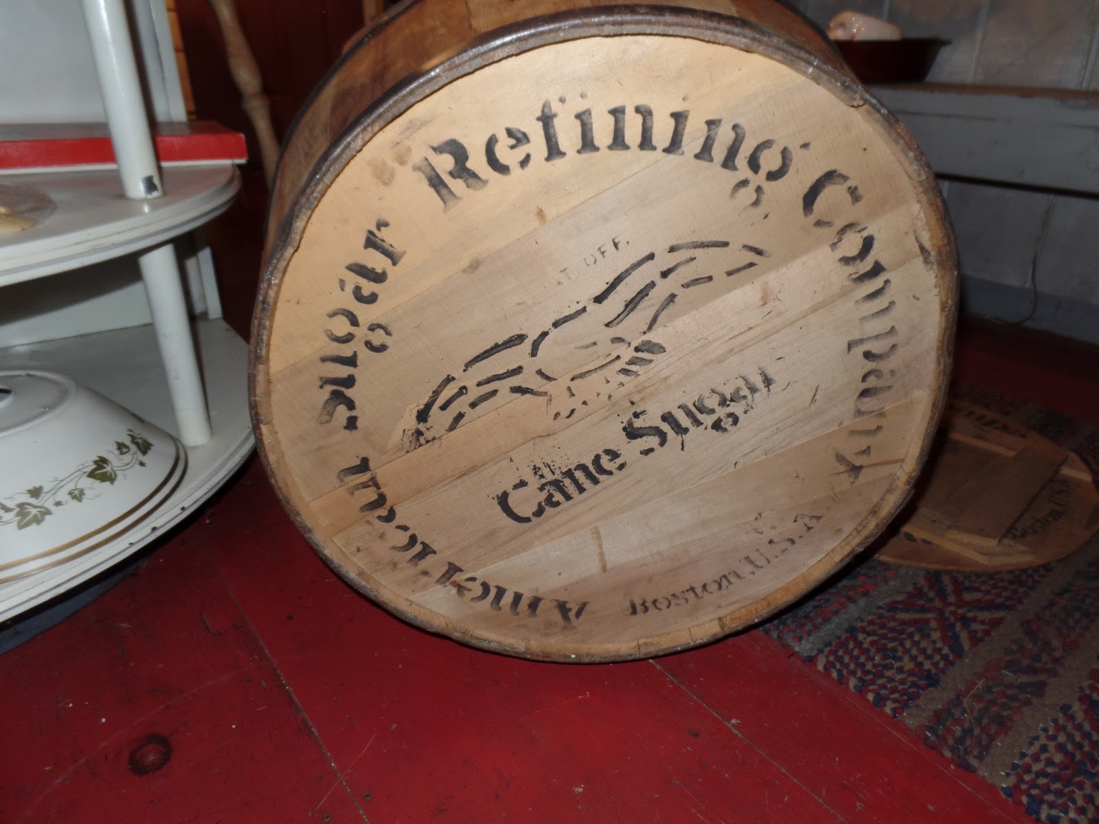 Log Cabin Antiques & Gifts: Large Sugar Barrel with lid