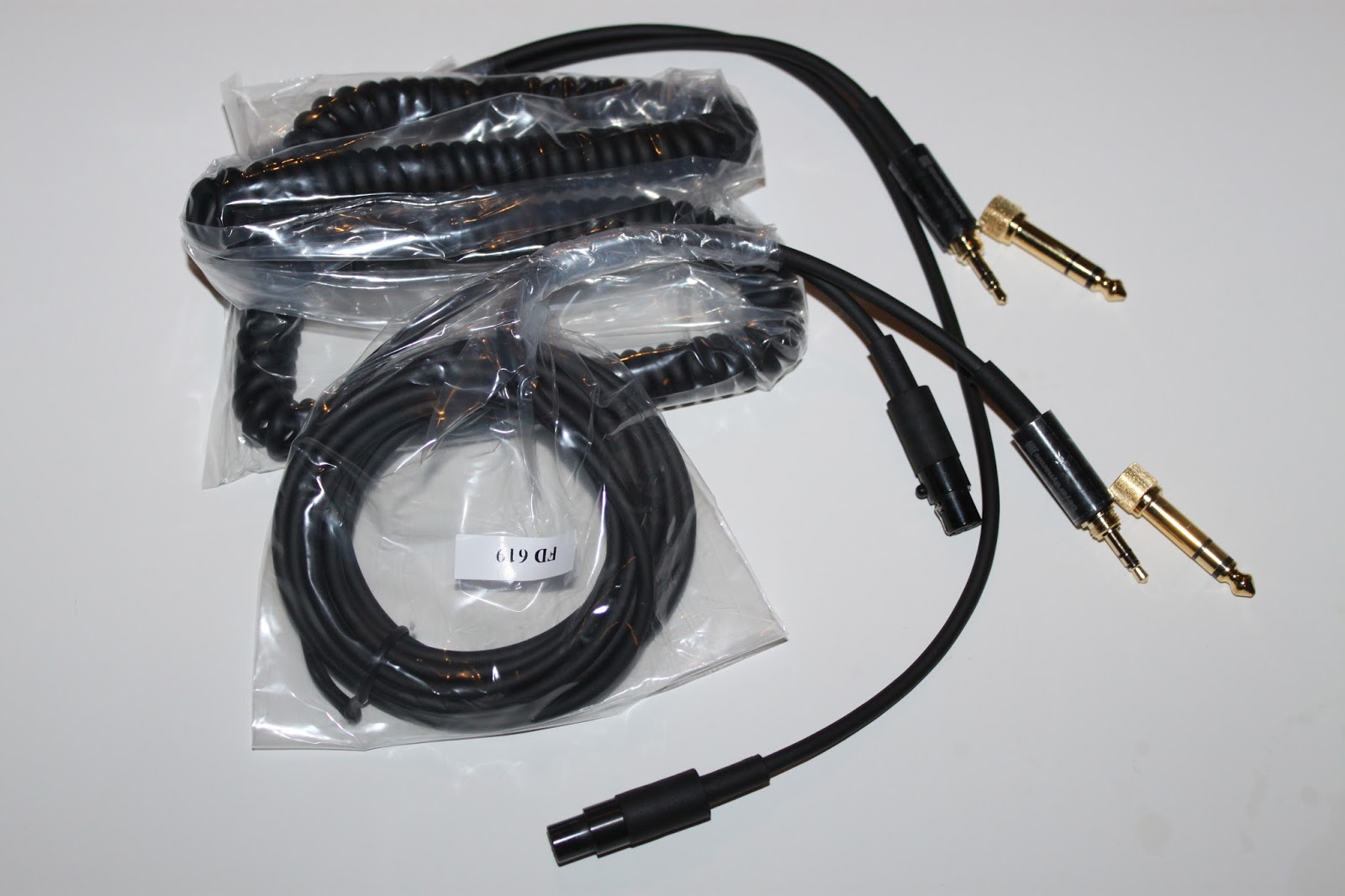 Stereowise Plus: Beyerdynamic DT1990 Pro Headphone Review