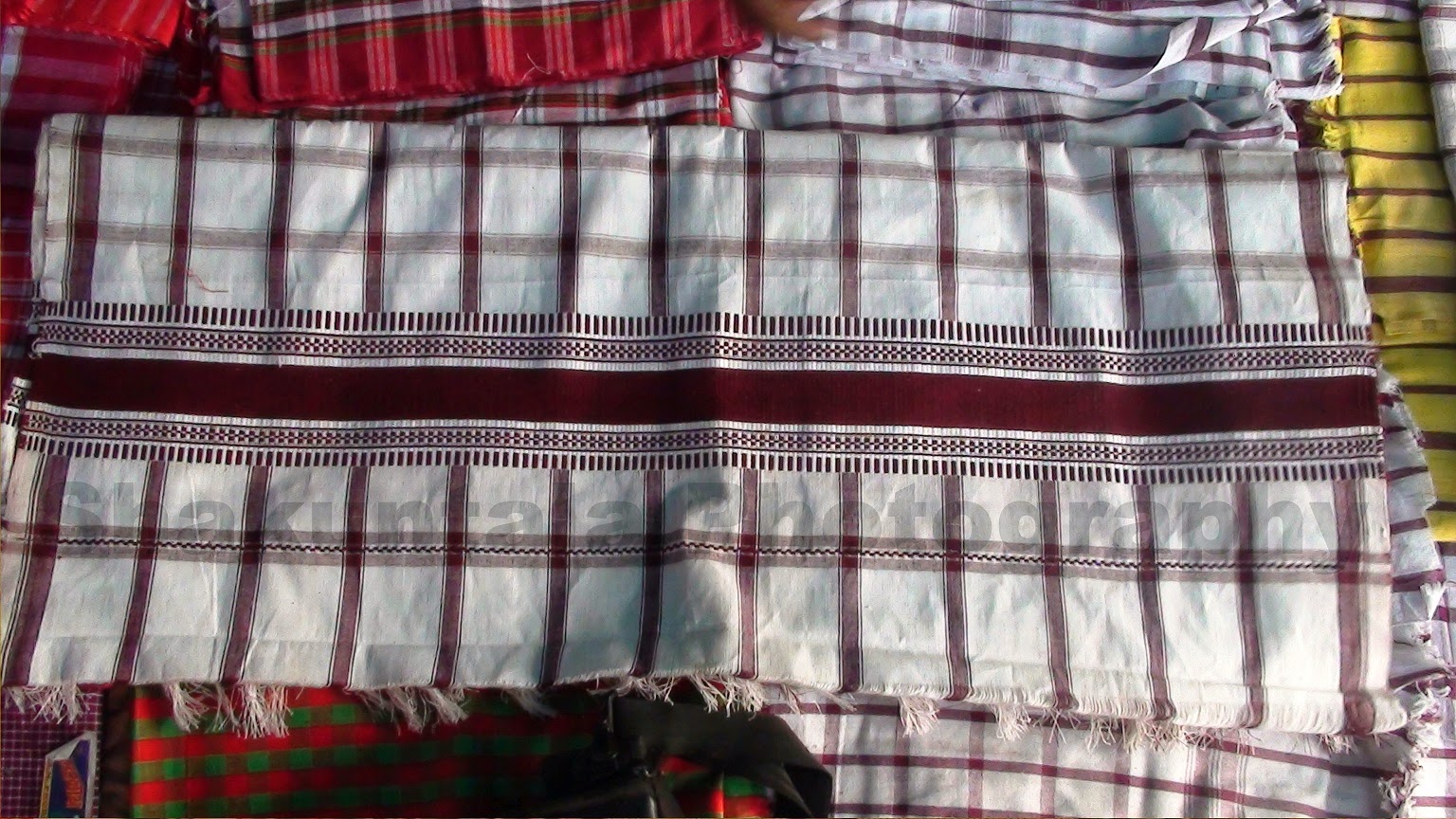 Santals and their costume and tradition: Clothing of Santals