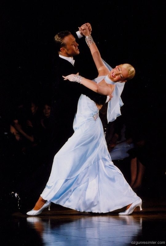 Don't feel like dancing: Bailes de salón