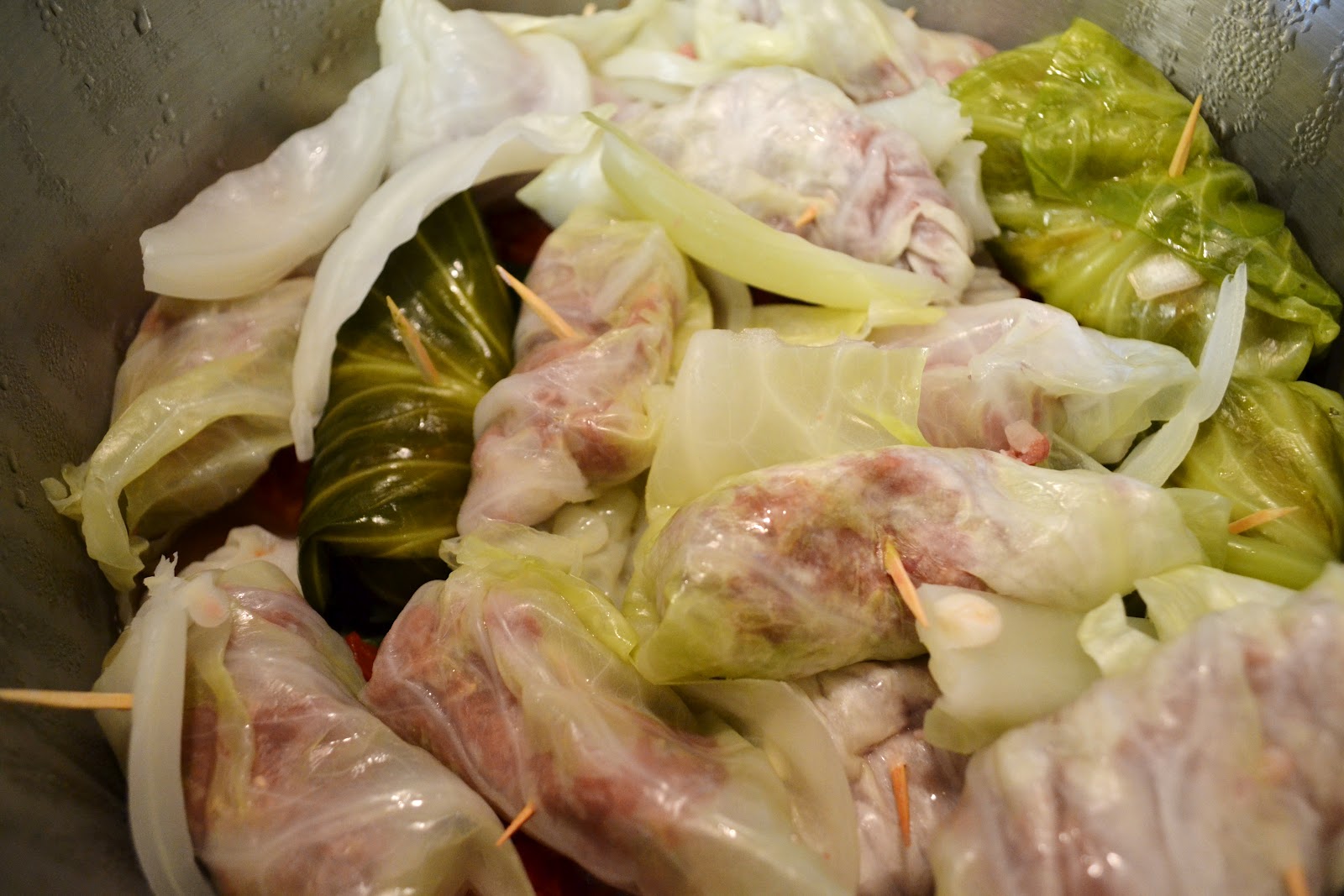 bonbons & biscotti: Stuffed Cabbage (Halupki)