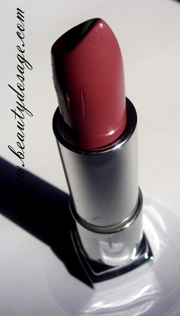 Review and swatches: Maybelline colorsensational lipstick in 'plaza ...
