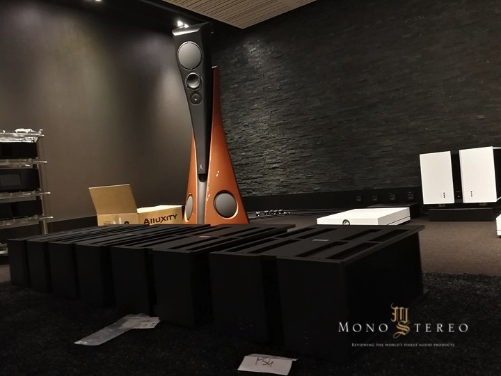 VITUS AUDIO OFFICIAL LISTENING ROOM – M & S | Ultimate High-Fidelity