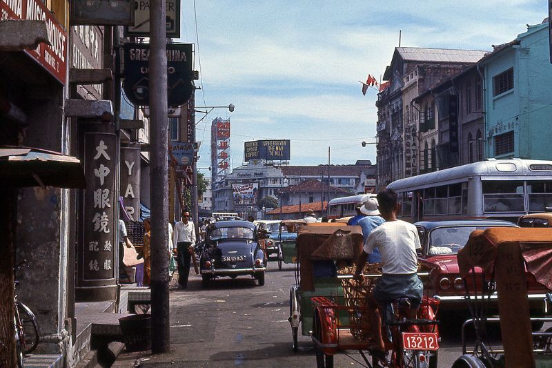 Singapore in the Mid-1960s Through an Englishman's Lens ~ Vintage Everyday