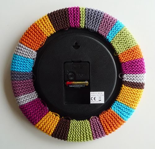 Divagando Alto: Relógio e tricô... combinam??