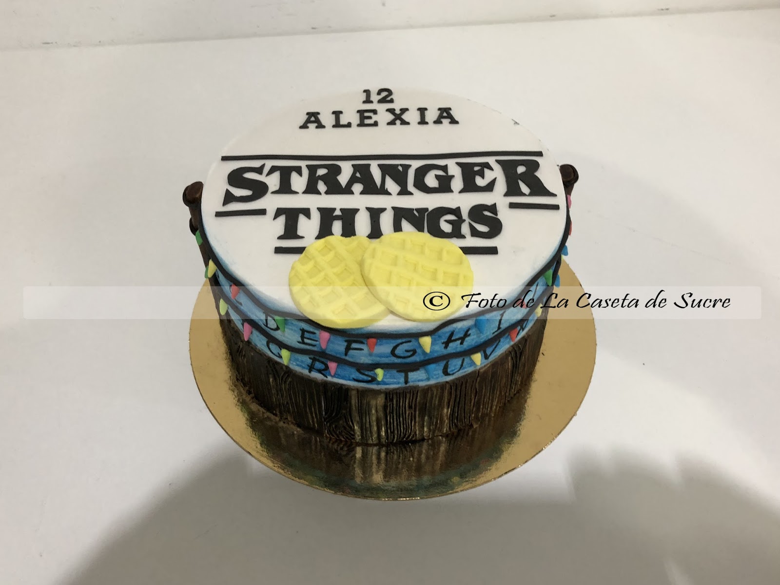 La Caseta de Sucre: TARTA STRANGER THINGS CAKE