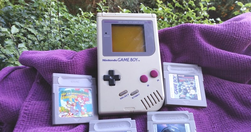 Nintendo's Original Game Boy: The 8 Bit Handheld Console Of The 1990s ...