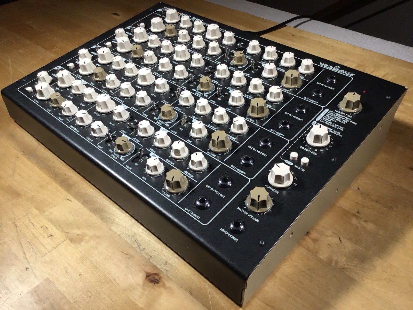 MATRIXSYNTH: Vermona Perfourmer MKII Quad Analog Synthesizer