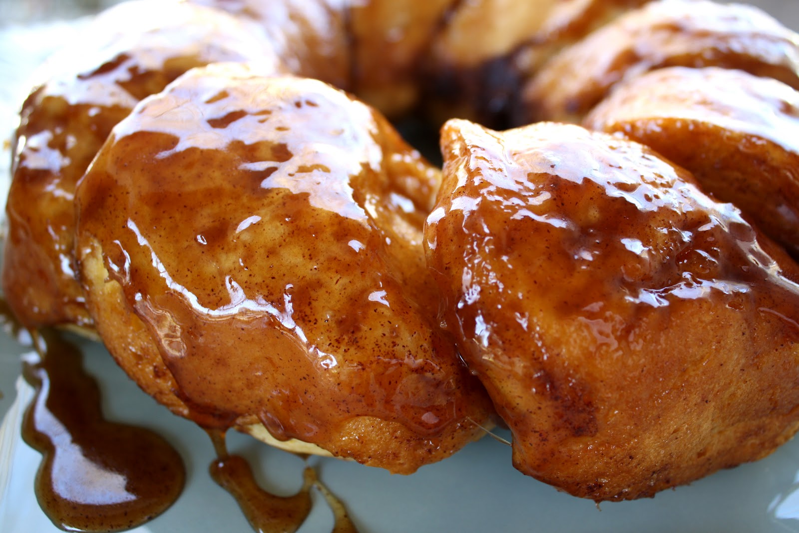 Chocolate Therapy: Sticky Bun Breakfast Ring