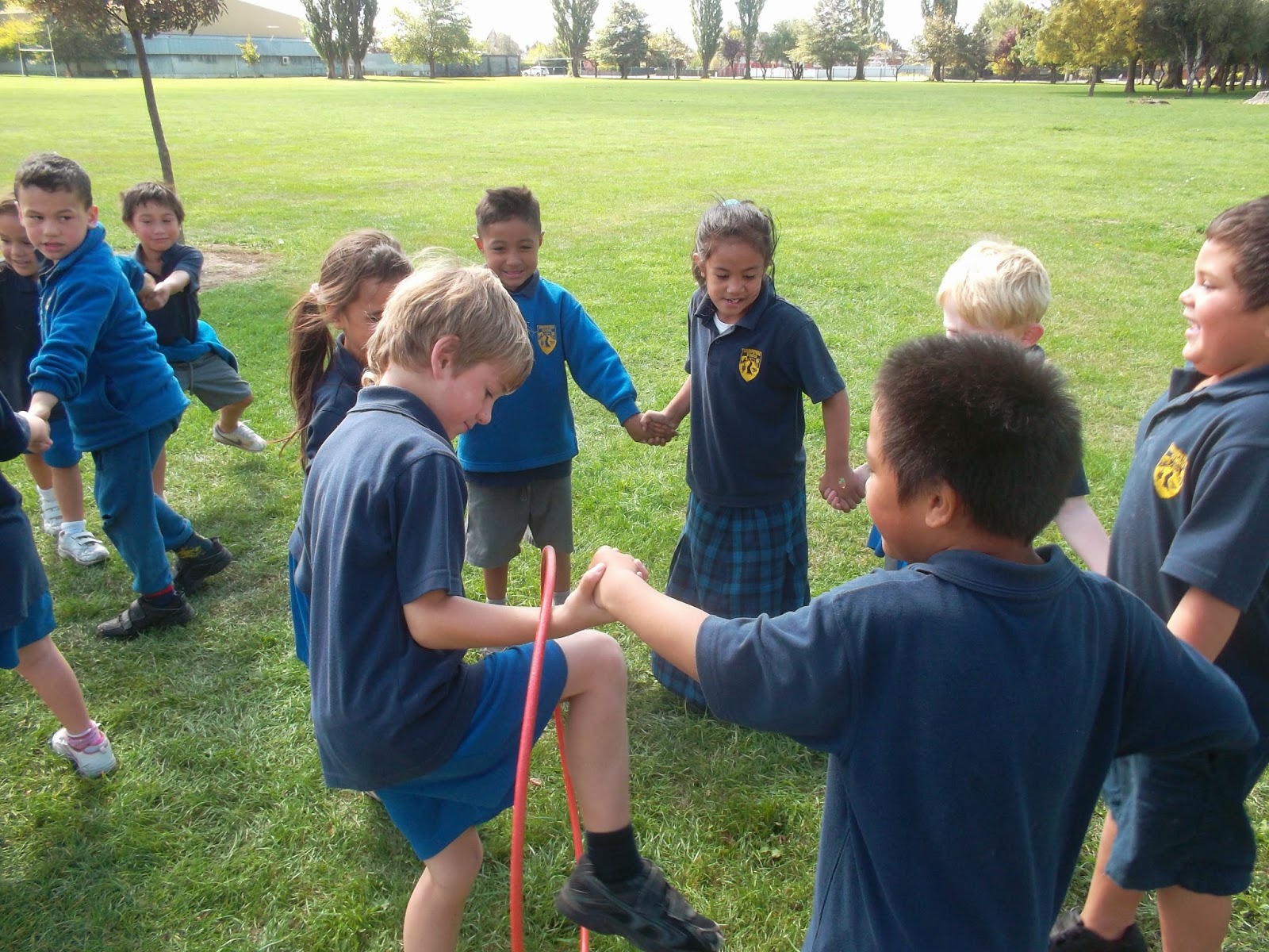 Room 2 Hampstead School: Hula hoop relay
