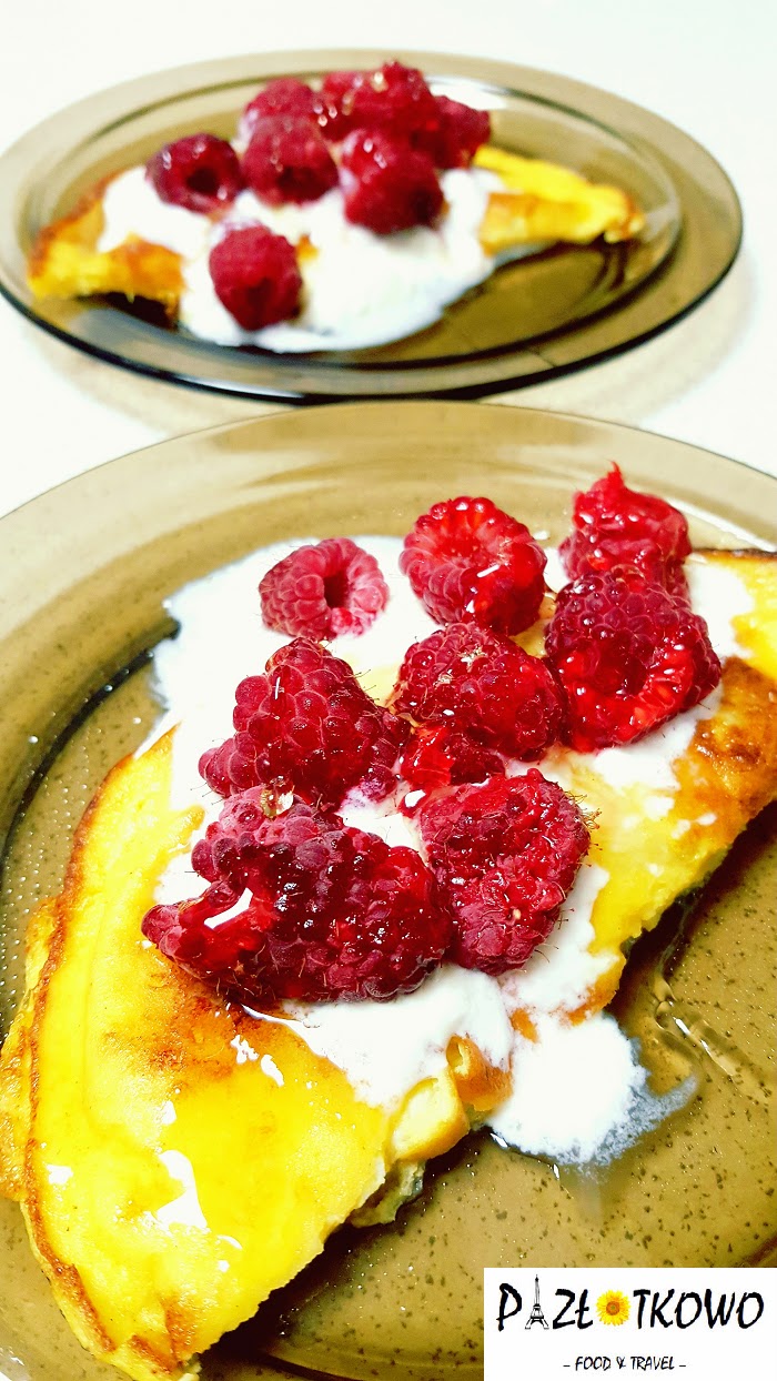 PAZŁOTKOWO: PRZEPIS: OMLET Z OWOCAMI – RECIPE: FRUIT OMELETTE