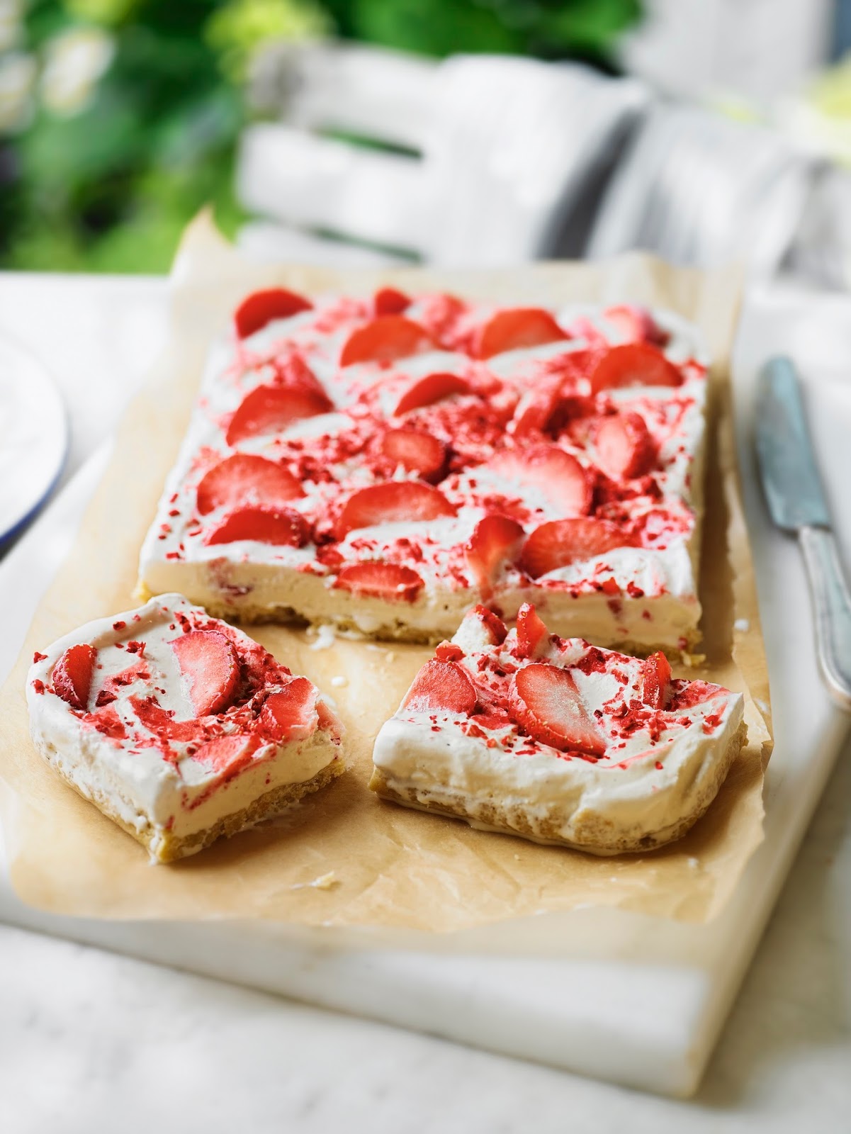 Strawberry Ripple Shortbread Slice - Claire Justine