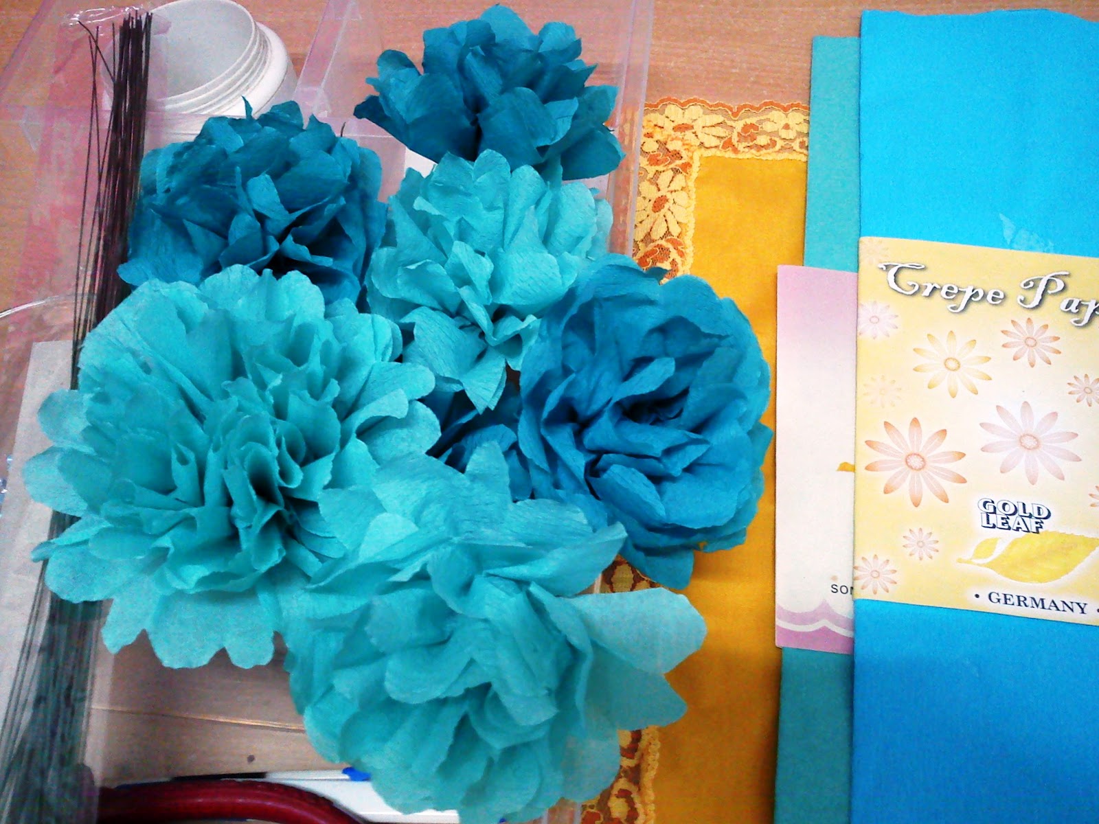 Nursaila Norman: DIY : Blue Crepe Paper