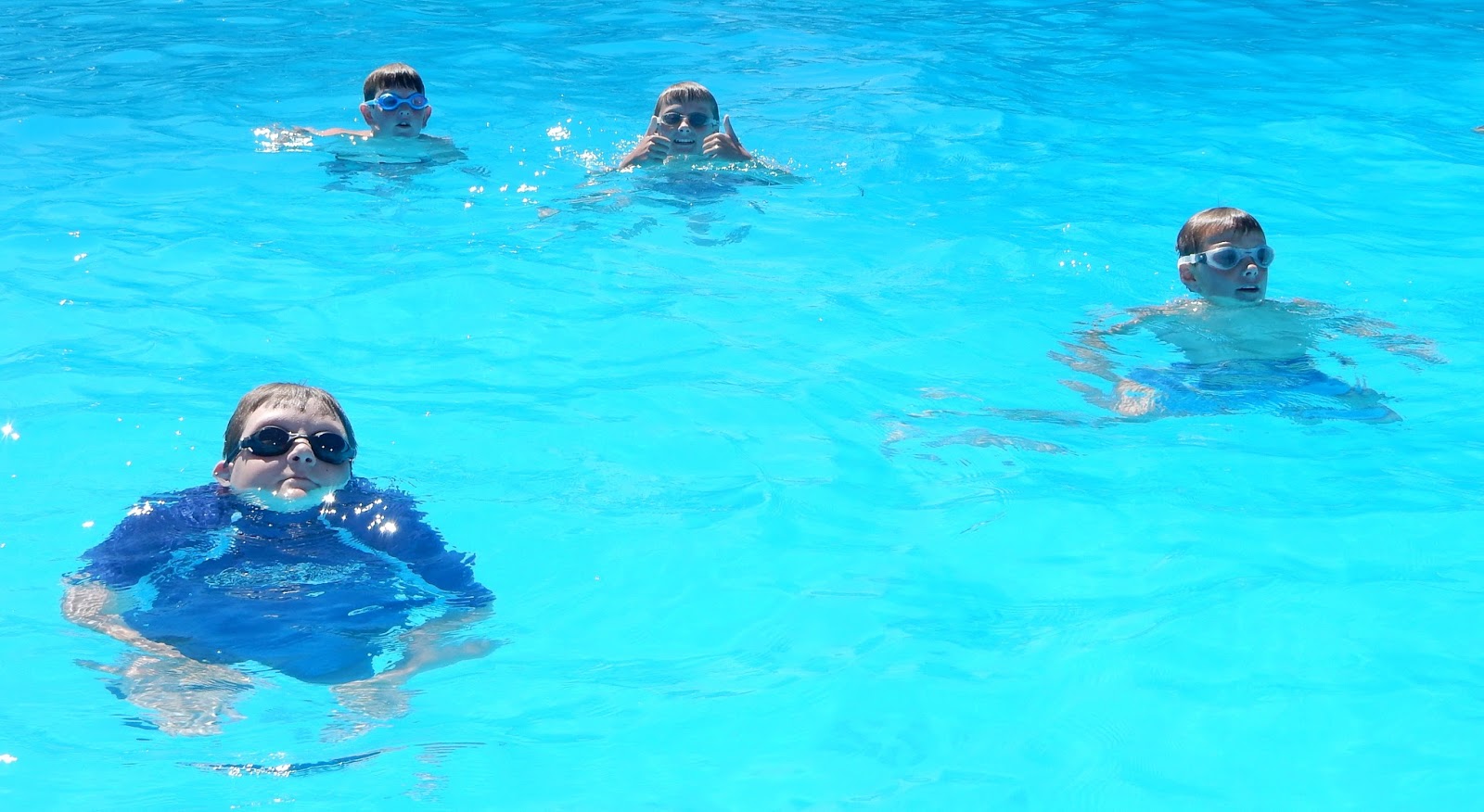 Room 8 - Halcombe School: Level 4 Swimming Assessment