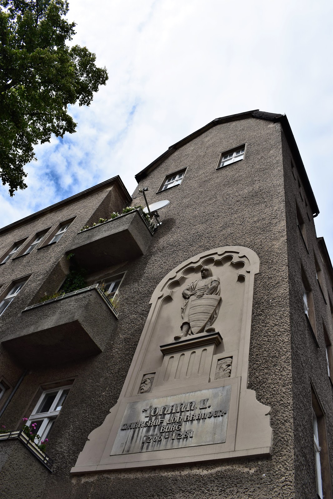 Ilana Travels: A Weekend Walk around Mariendorf